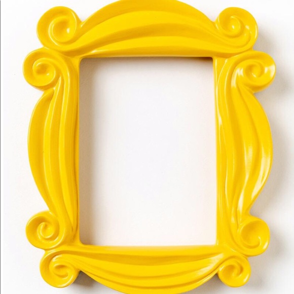 FRIENDS | Wall Decor | Nwt Friends Tv Show Yellow Peephole Frame | Poshmark